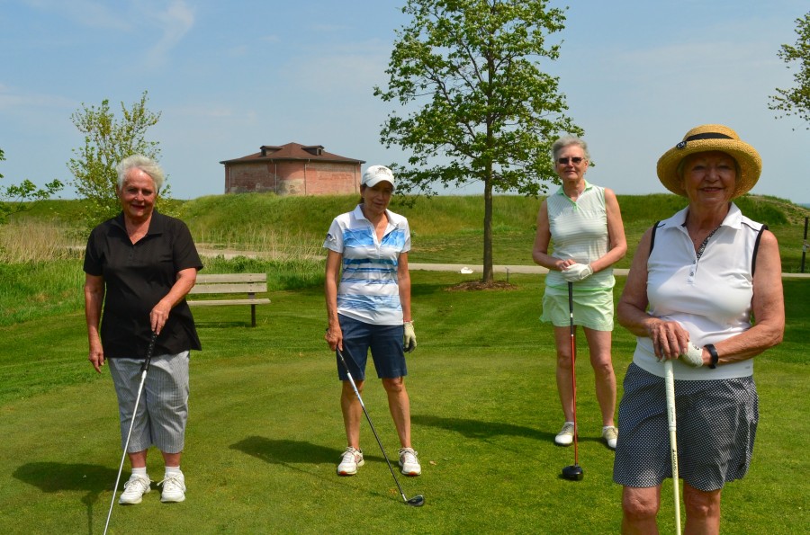 PHOTOS: Women's golf leagues tee off at NOTL club - Niagara Now